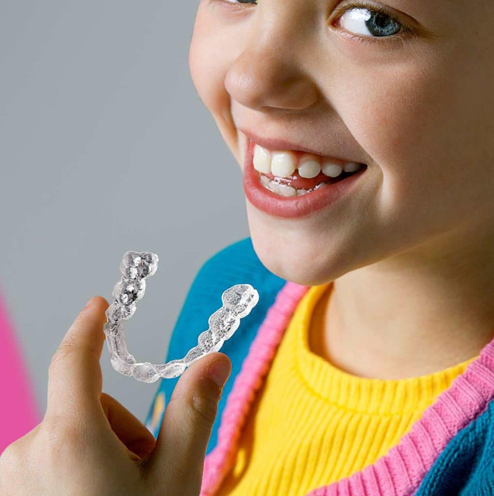 Invisalign aligners for children with baby teeth | Orthodontics